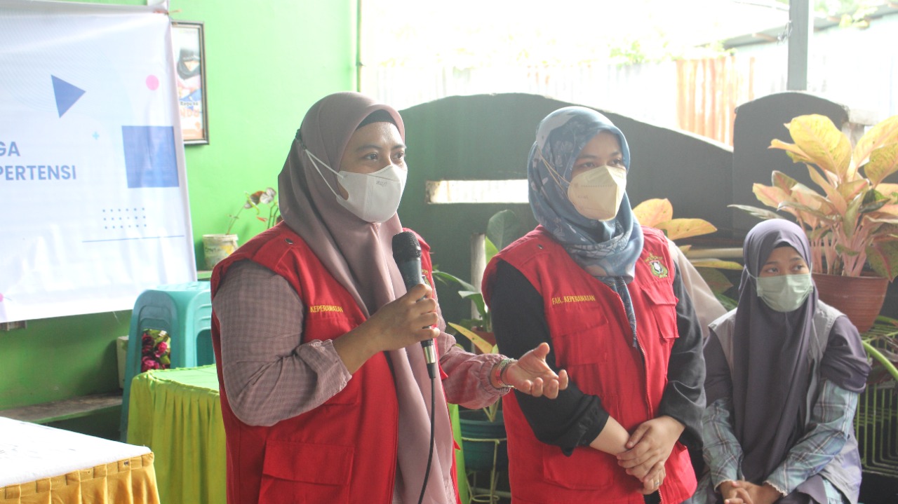 Tim Pengabdian Fakultas Keperawatan Unhas Dampingi Lansia dan Caregiver ...